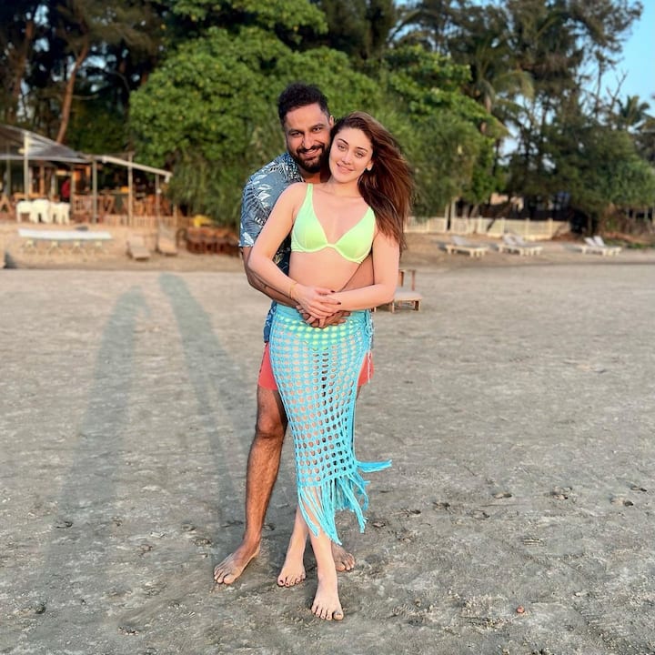 Valentines Day Special Actress Shefali Jariwala Shared bikini photos on social media with her ...