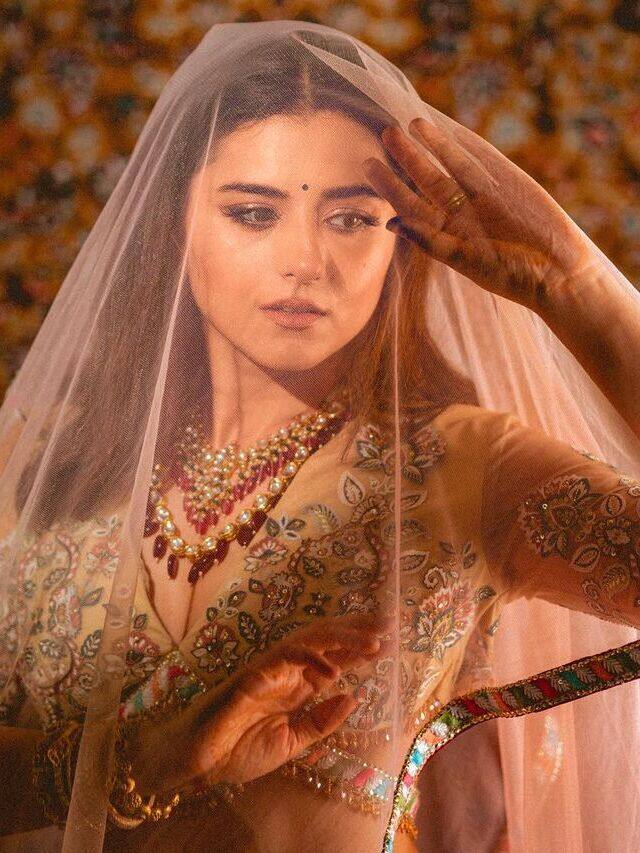 Ridhi Dogra Mesmerises With Her Look In A Red Lehenga