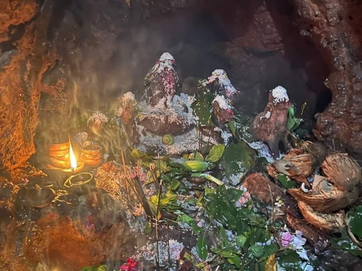 Mahashivratri 2023 Chhattisgarh Tular Cave Famous Shiva Dhams for Jalabhishek Of Shivling See ...