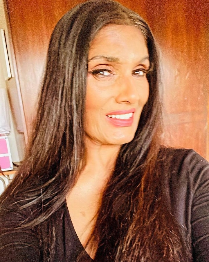 Anu Aggarwal reveals about her NRI boyfriend | 54 की उम्र में इस हसीना को मिला NRI बॉयफ्रेंड का ...