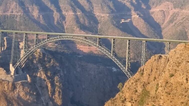 Track Laying Work On World's Highest Railway Bridge | Track Laying Work ...