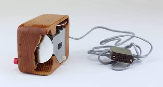 World First Mouse Inventor Picture History Of Computer Mouse Reason ...