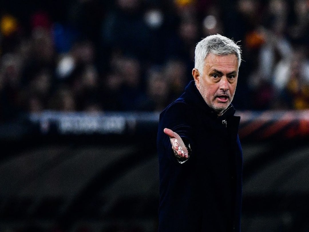 WATCH: Jose Mourinho Shown Third Red Card Of Season During Roma's Shock ...