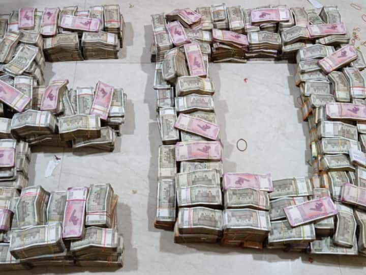 ED raid Md Ezhar Ansari Hazaribagh seizes Rs 3 crore cash PMLA case ...