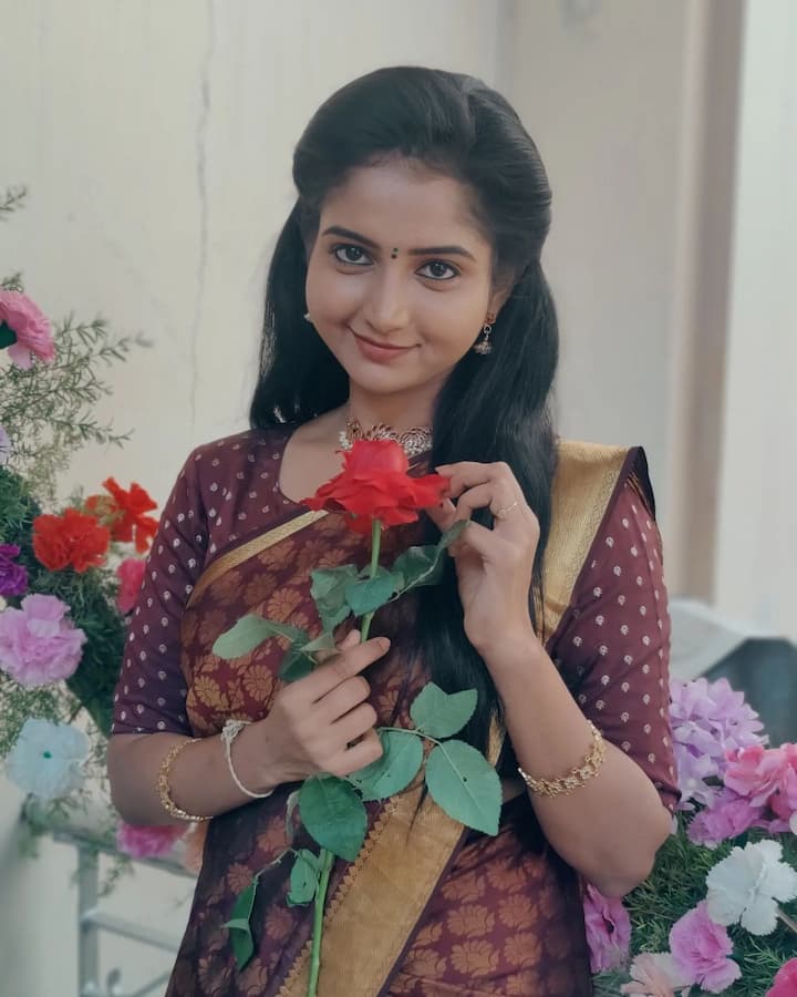 Brahmamudi Serial Actress Deepika Rangaraaju Cute Wedding Look Photos ...