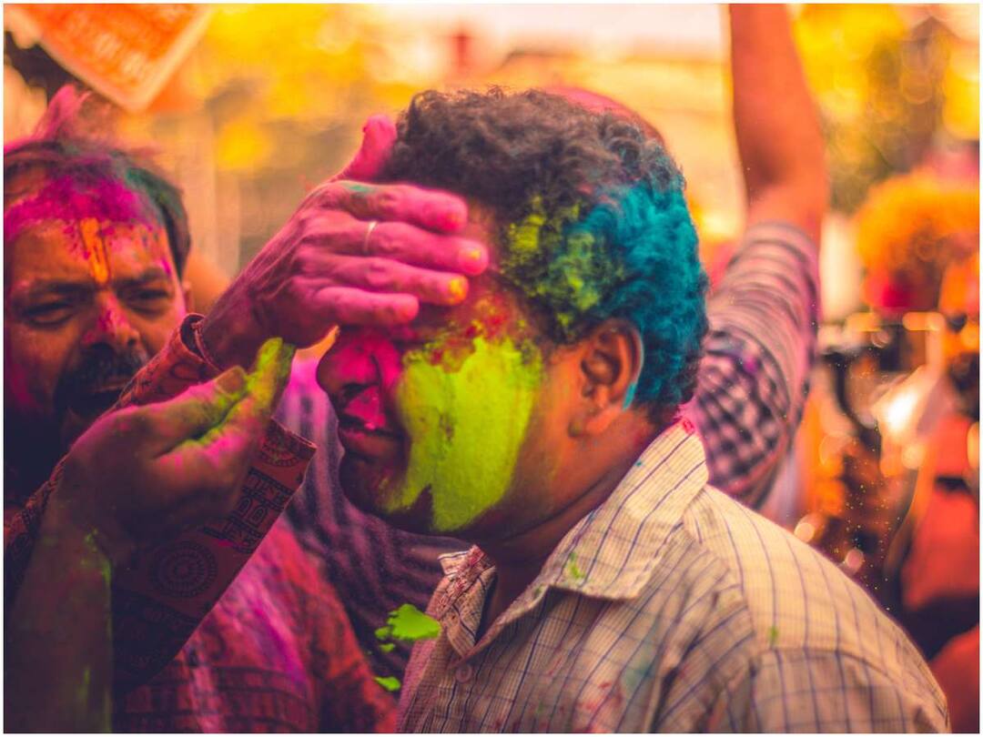 Ready to play Holi? Protect your eyes from those colors | Holi 2023 ...