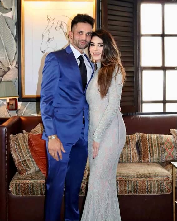 Photos: South Africa's Spinner Keshav Maharaj Love Story Is Very Filmy His Wife Lerisha Munsamy ...