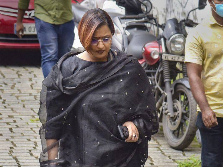 gold smuggling case CPIM leader MV govindan sent legal notice to swapna suresh over threat ...