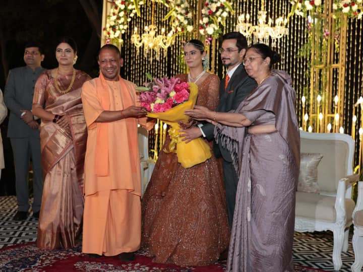 Anupriya Patel Sister Reception PM Narendra Modi CM Yogi Congress RJD ...