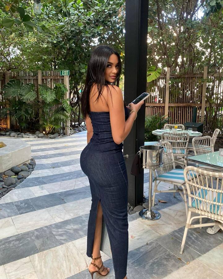 Kolkata knight riders star All rounder andre russell wife jassym lora ...