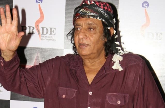 Bollywood Kisse When Ranjit hugged Kapil Dev sister in law know cricketer reaction | Bollywood ...