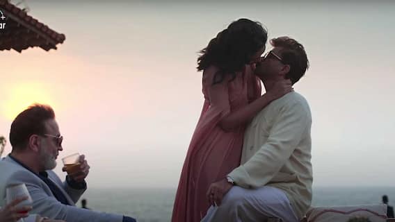 Murder To Farzi These Are The Best Kissing Scenes Of Bollywood See The ...