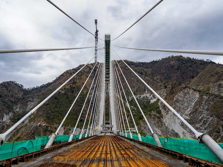 Anji Bridge Closer Completion Indias First Cable Styled Railway Bridge ...