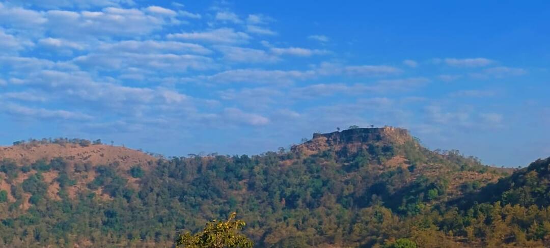 how to explore different forts in maharashtra states their history and ...