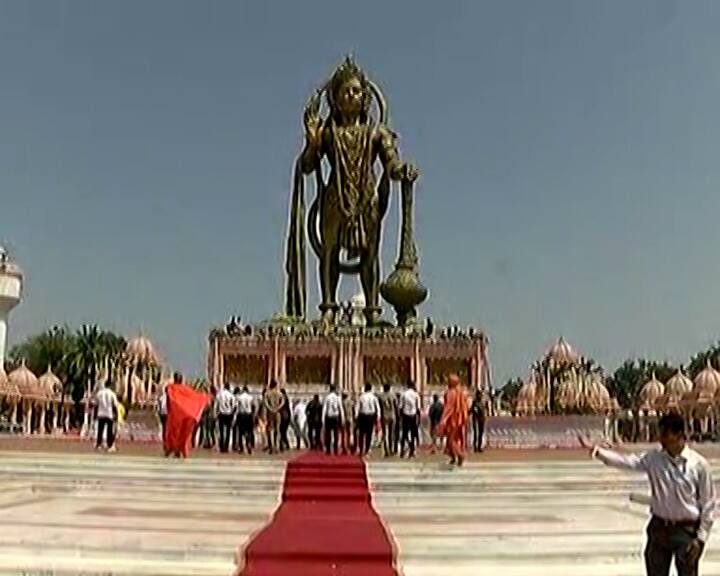 Hanuman Jayanti: Union Home Minister Amit Shah offers prayers 54 feet ...