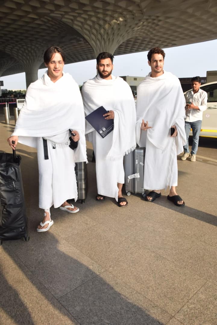 Asim Riaz Goes For Umrah With Brother Umar Riaz, Gets Spotted At Airport