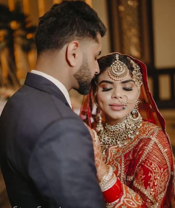 Look At The Pose In Punjabi Singer Jasmine Akhtar Bridal Look Husband ...