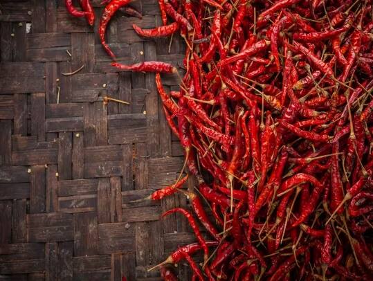 red-chillies-price-have-become-hike-cause-of-rain | Red Chilli: ਲਾਲ ...