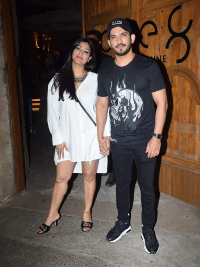 Arjun Bijlani Steps Out For A Dinner Date With Wife Neha Swami