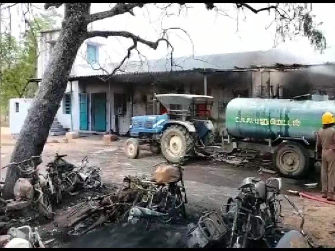 Tamil Nadu Explosion Breaks Out At Firecracker Manufacturing Unit Near ...