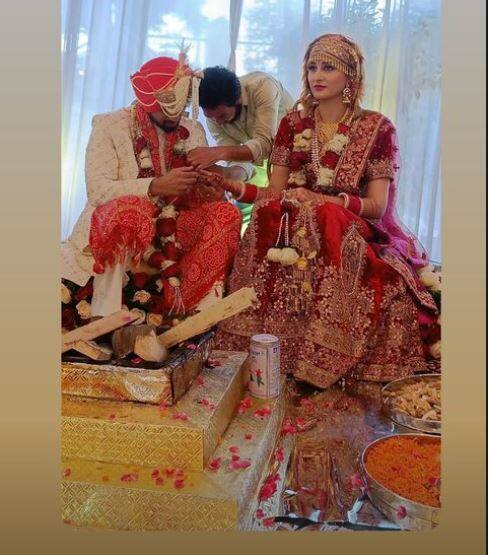 Piyaa Albela Fame Sheen Das Get Married With Rohan Rai In Kashmir See ...