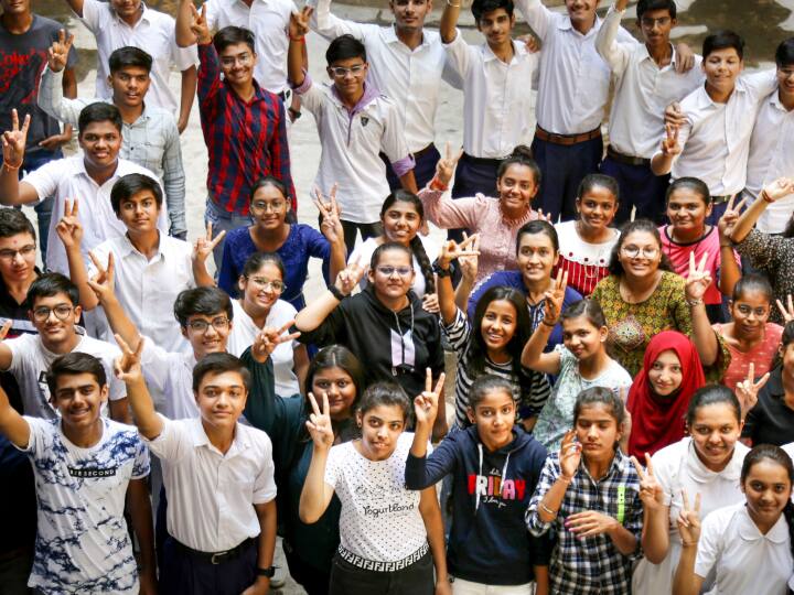 UP Board 12th Result 2023 Toppers List Shubh Chapra Mahoba State Topper ...