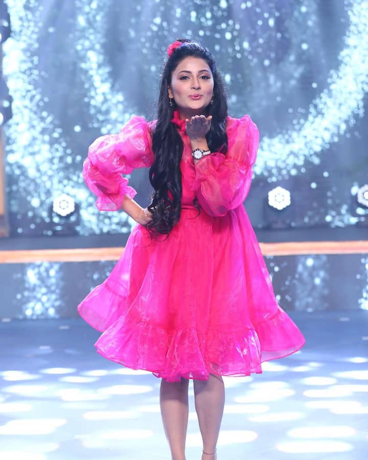 Ennenno Janmalabandham Serial veda alias Debjani Modak beautiful pics ...