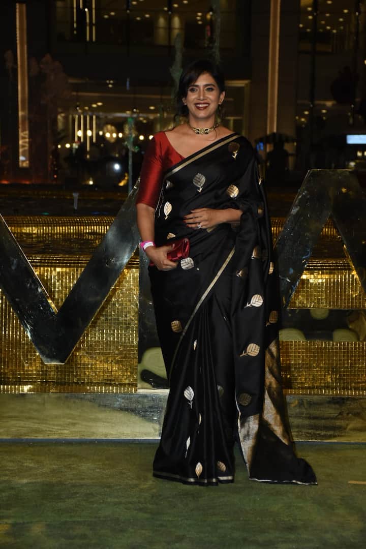 Radhika Merchant Sonali Kulkarni Karan Tacker Manish Malhotra Kiran Rao ...