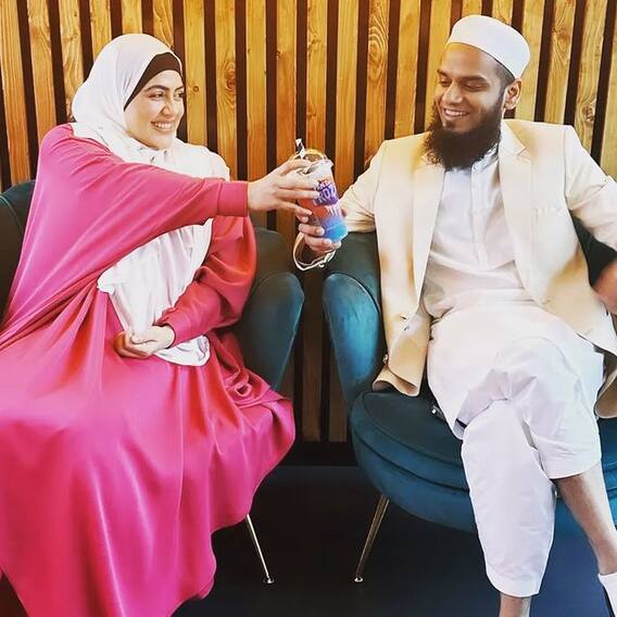 Sana Khan UK Trip With Husband Anas Saiyad In Her Third Trimester She ...