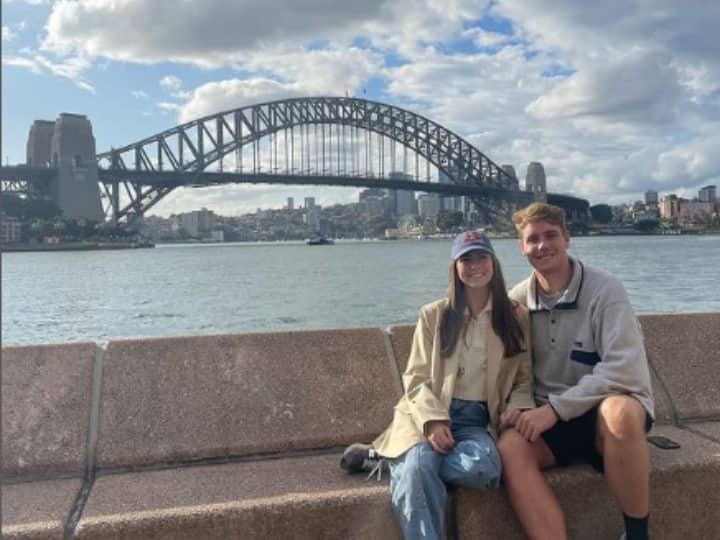 ipl 2023 mumbai indians player cameron green and his girlfriend Emily ...