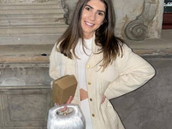 Ipl 2023 Mumbai Indians Player Cameron Green And His Girlfriend Emily ...