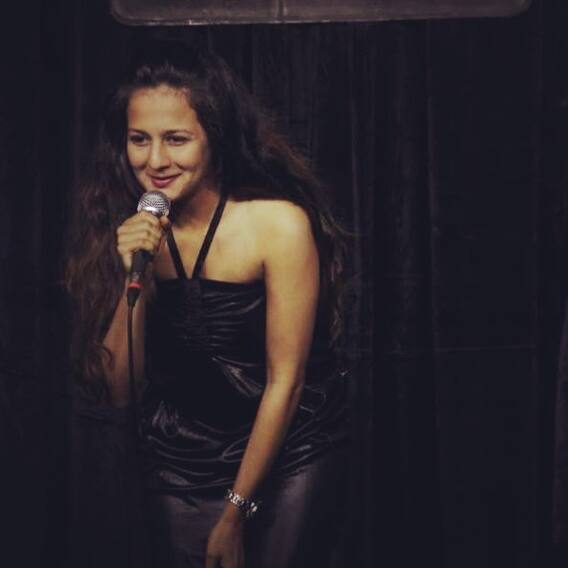 Dilwale Dulhania Le Jayenge Actress Pooja Ruparel Know Where She Is Now ...