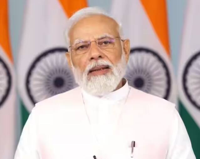 PM Narendra Modi flags off Puri-Howrah Vande Bharat Express, Odisha's first | PM મોદીએ પુરી ...