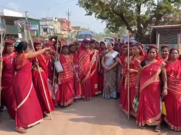 Chhattisgarh Mahila Commando Prevent Road Accident Aware In Balod ...