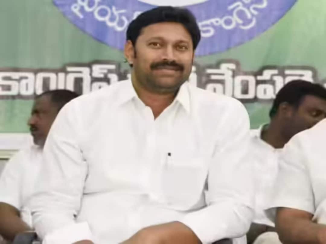 Vivekananda Reddy Murder Case: MP Avinash Reddy Remains In Kurnool Hospital, SC To Hear ...