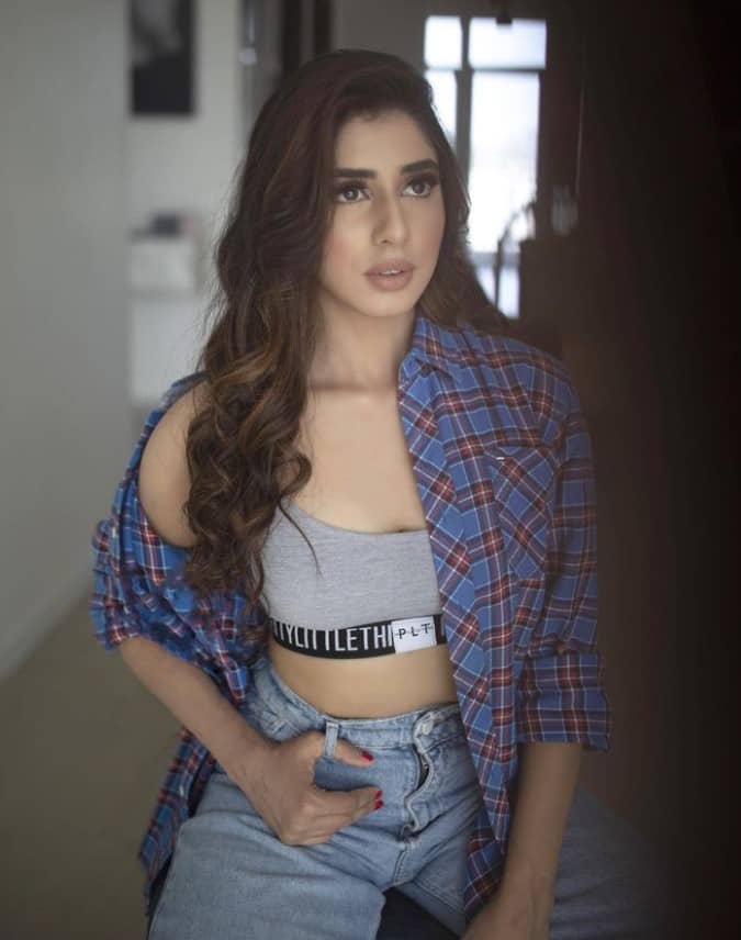 Jasmin Bajwa will romance singer Ammy Virk in this film see hot pics ... Jasmin Bajwa will romance singer Ammy Virk in this film see hot pics ...