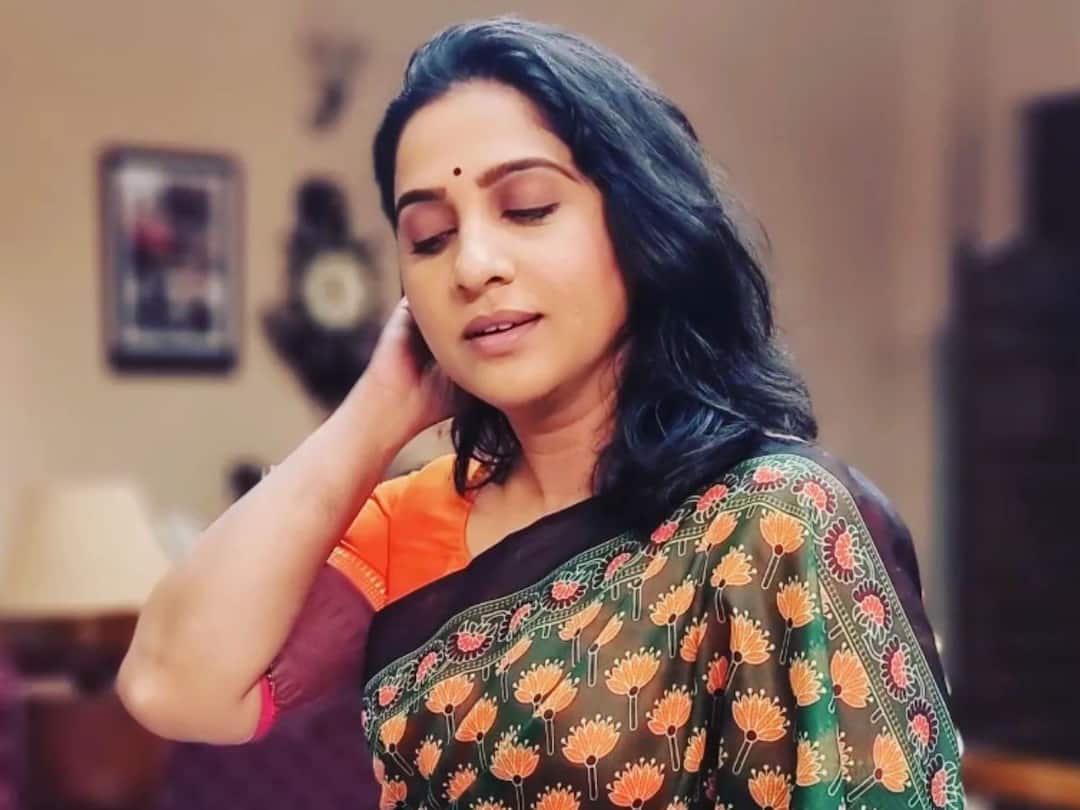 Aai Kuthe Kay Karte actress Madhurani Prabhulkar share post about her Sydney trip | Aai Kuthe ...