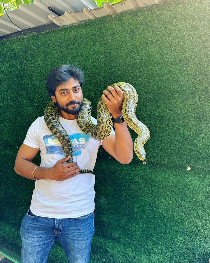 Guppedantha Manasu Rishi Sir Alias Mukesh Gowda photos, goes viral ...