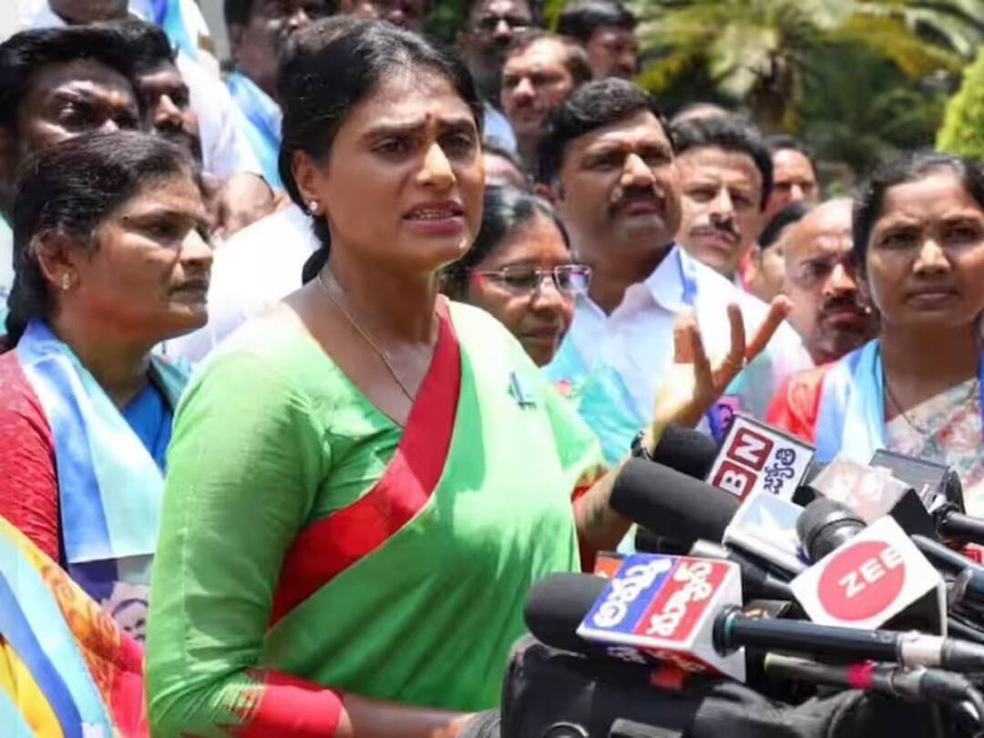 YSRTP Chief Sharmila Poses 10 Questions To CM KCR On Eve Of Telangana Formation Day