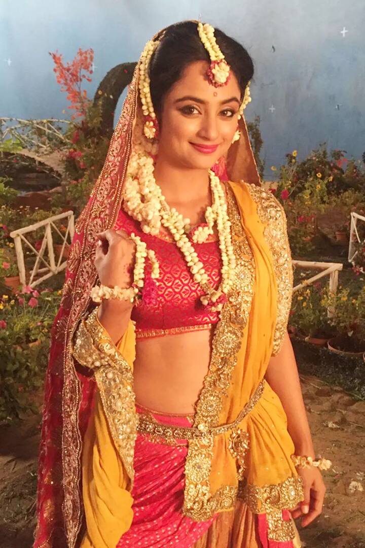 Adipurush Kriti Sanon Deepika Chikhaliya Shivya Pathania Rubina Dilaik ...