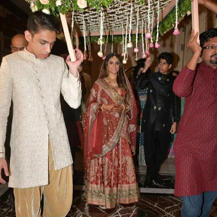 Krishna Bhatt Wedding: Vikram Bhatt's Daughter Ties The Knot, Popular ...