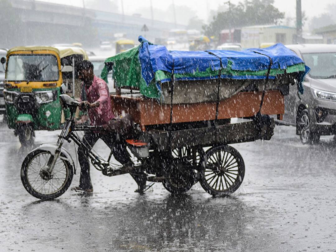 Delhi Weather Update Light Rain Brings Respite From Sizzling Heat WATCH