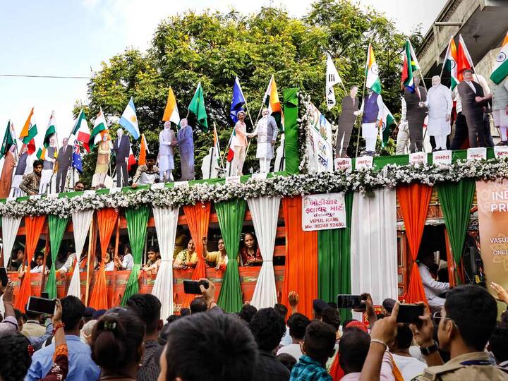 Rath Yatra of Lord Jagannath Devotees Celebrate Festival Puri Ahmedabad ...