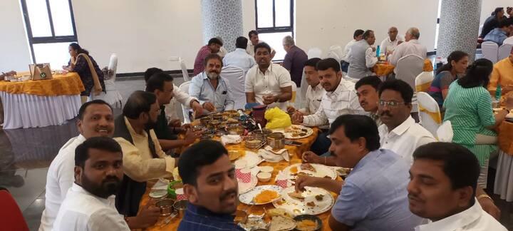 Pune Bjp News Tiffin meeting of BJP in Kothrud chandrakant patil medha ...