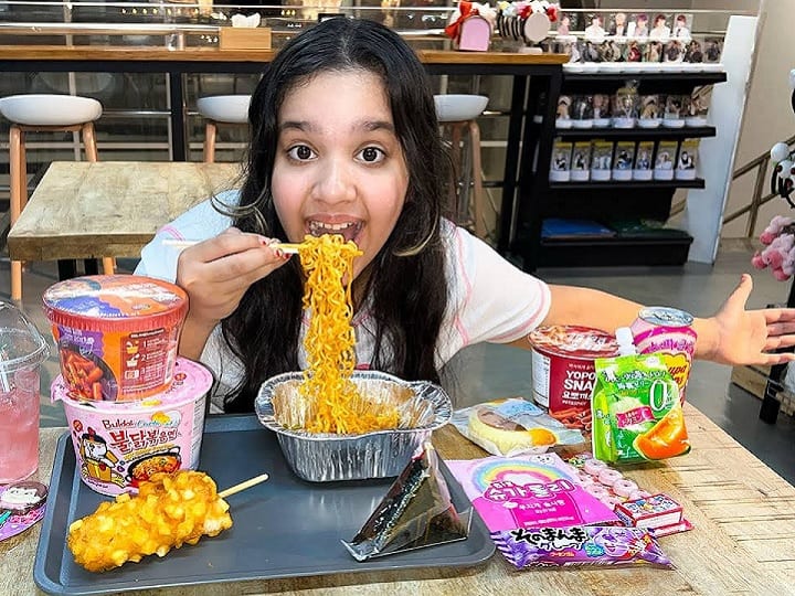 famous child youtuber shfa total net worth and her earning from kids ...