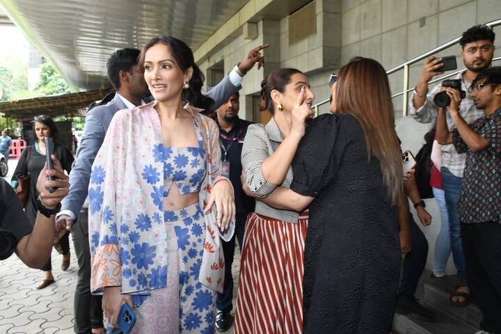 Vidya Balan, Ram Kapoor, Shahana Goswami & Entire Cast Of 'Neeyat' At Film Press Conference