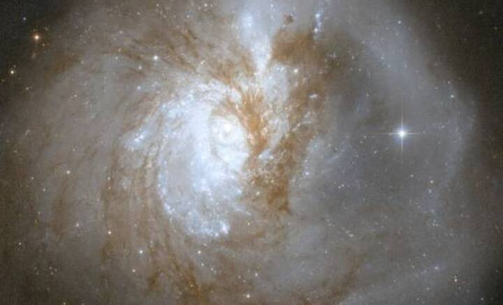 James Webb Space Telescope finds the wreckage of NGC 3256 galaxy see in ...