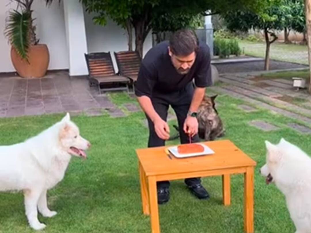MS Dhoni celebrating his 42nd birthday beautiful video went viral watch