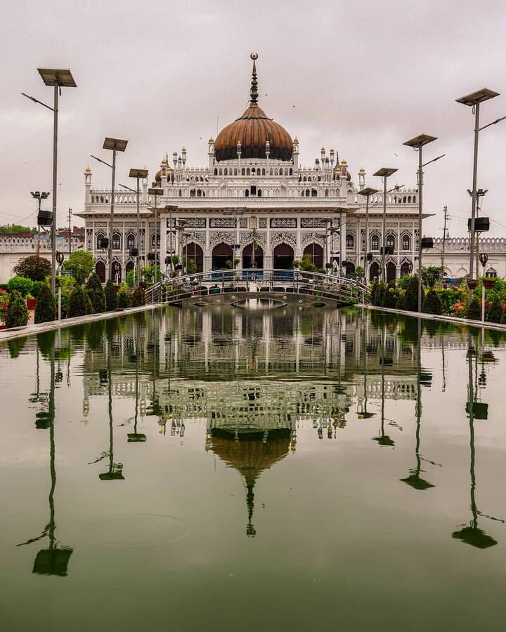 best places to visit in the city of Nawabs Lucknow in low budget see ...