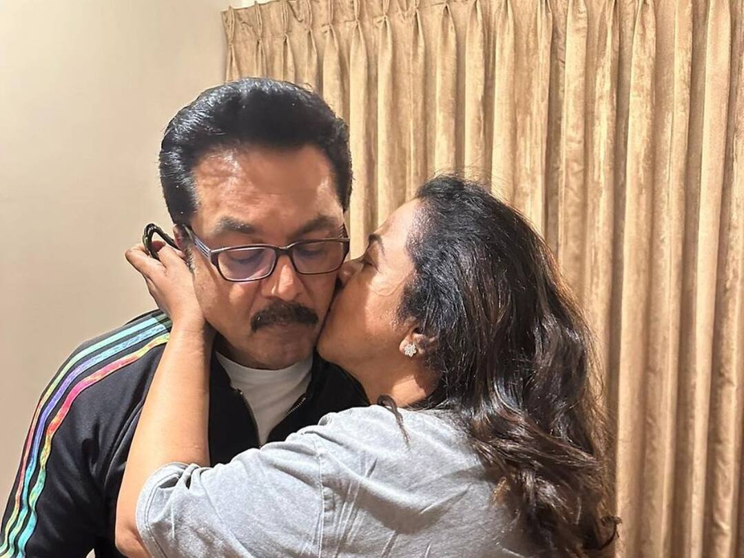 Radikaa Sarathkumar Wishes her Husband Sarathkumar on behalf of his Birthday | HBD Sarathkumar ...